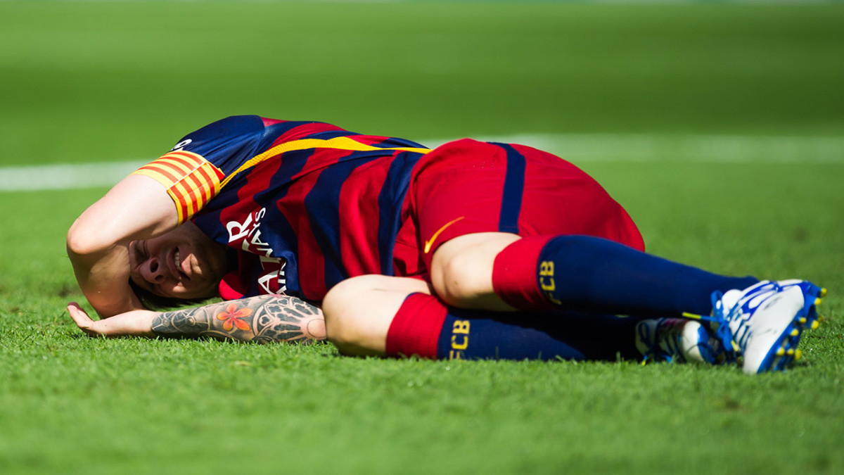 FC Barcelona: Lionel Messi out 7-8 weeks with knee injury - Sports ...