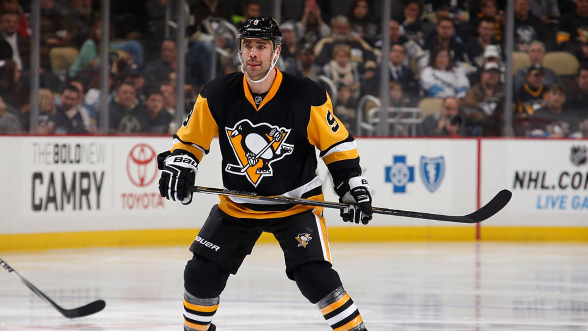 Penguins' Pascal Dupuis played five games with blood clot - Sports ...