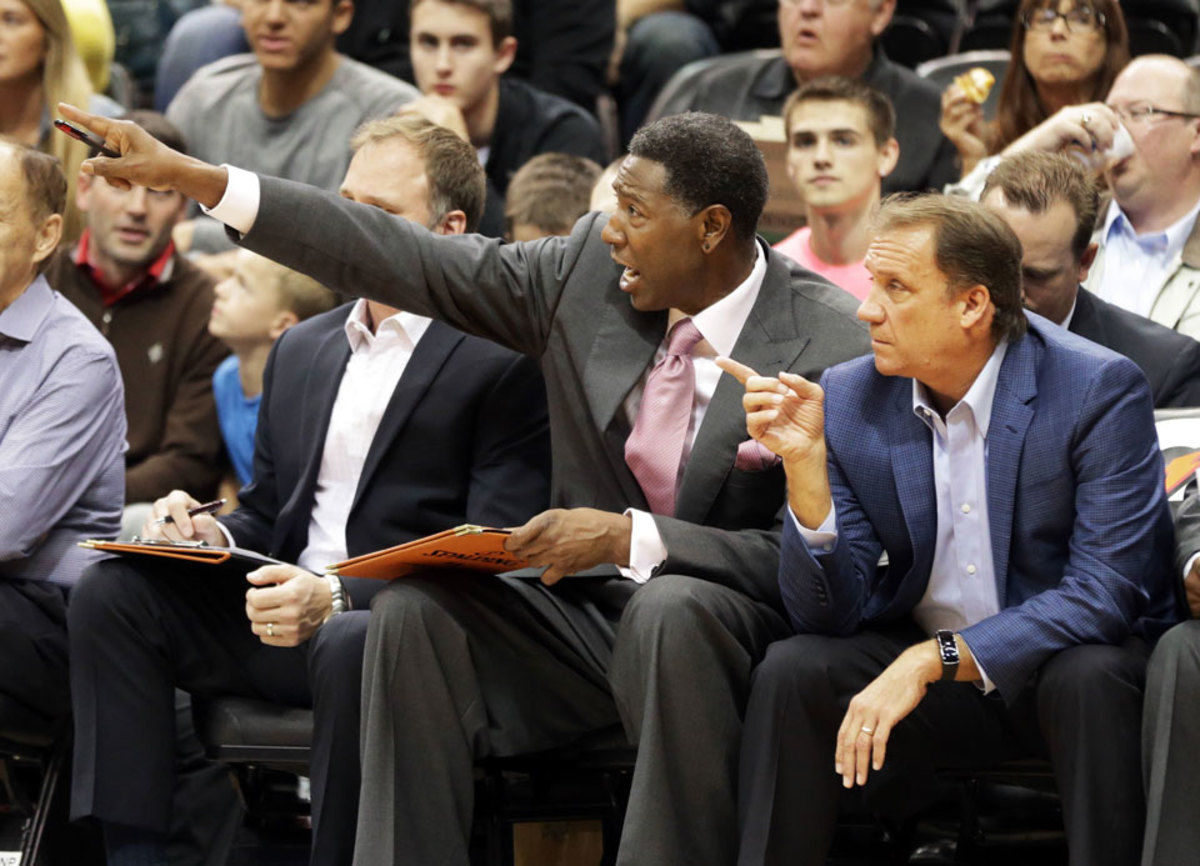 Timberwolves name Sam Mitchell interim coach for Flip Saunders - Sports ...