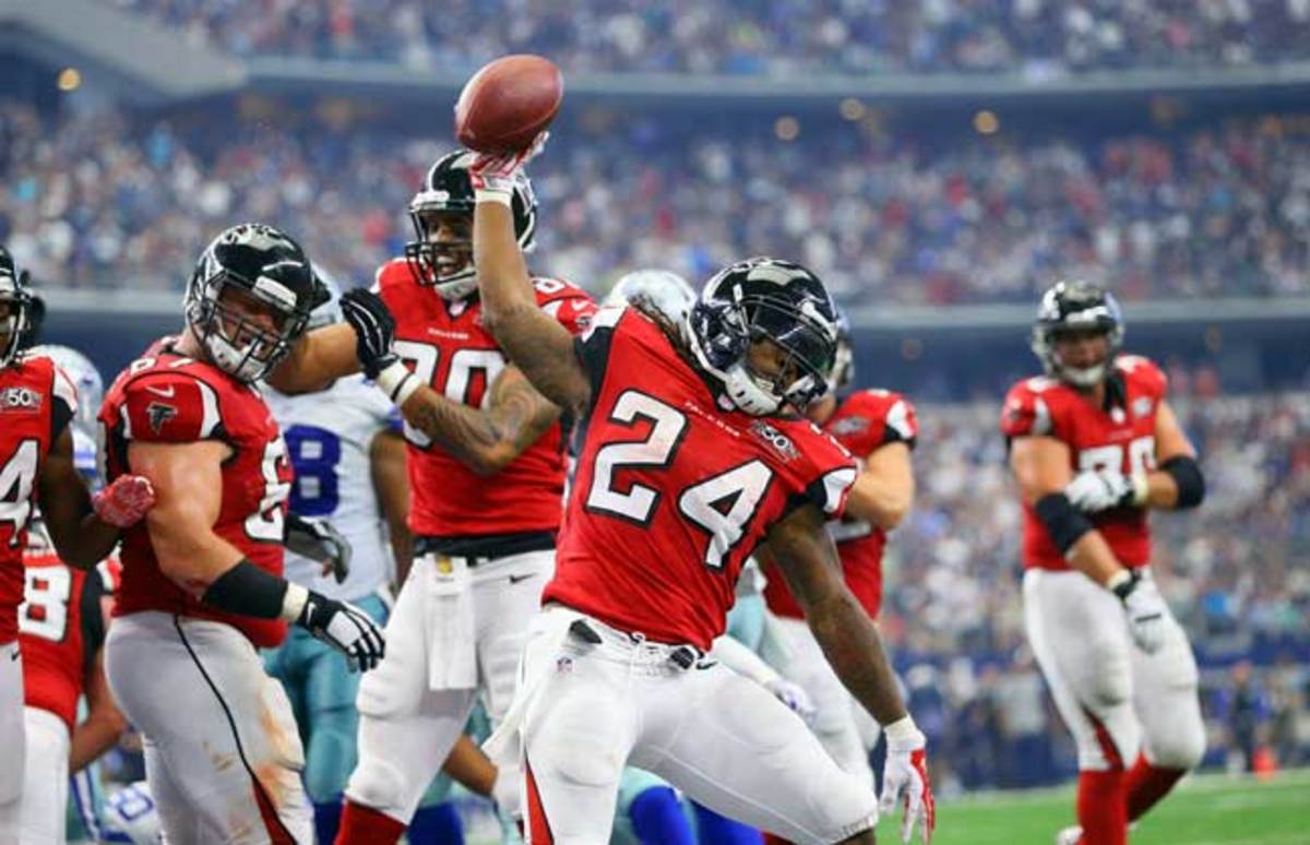 Falcons RB Devonta Freeman Has the Grit to Take on the World - Sports ...