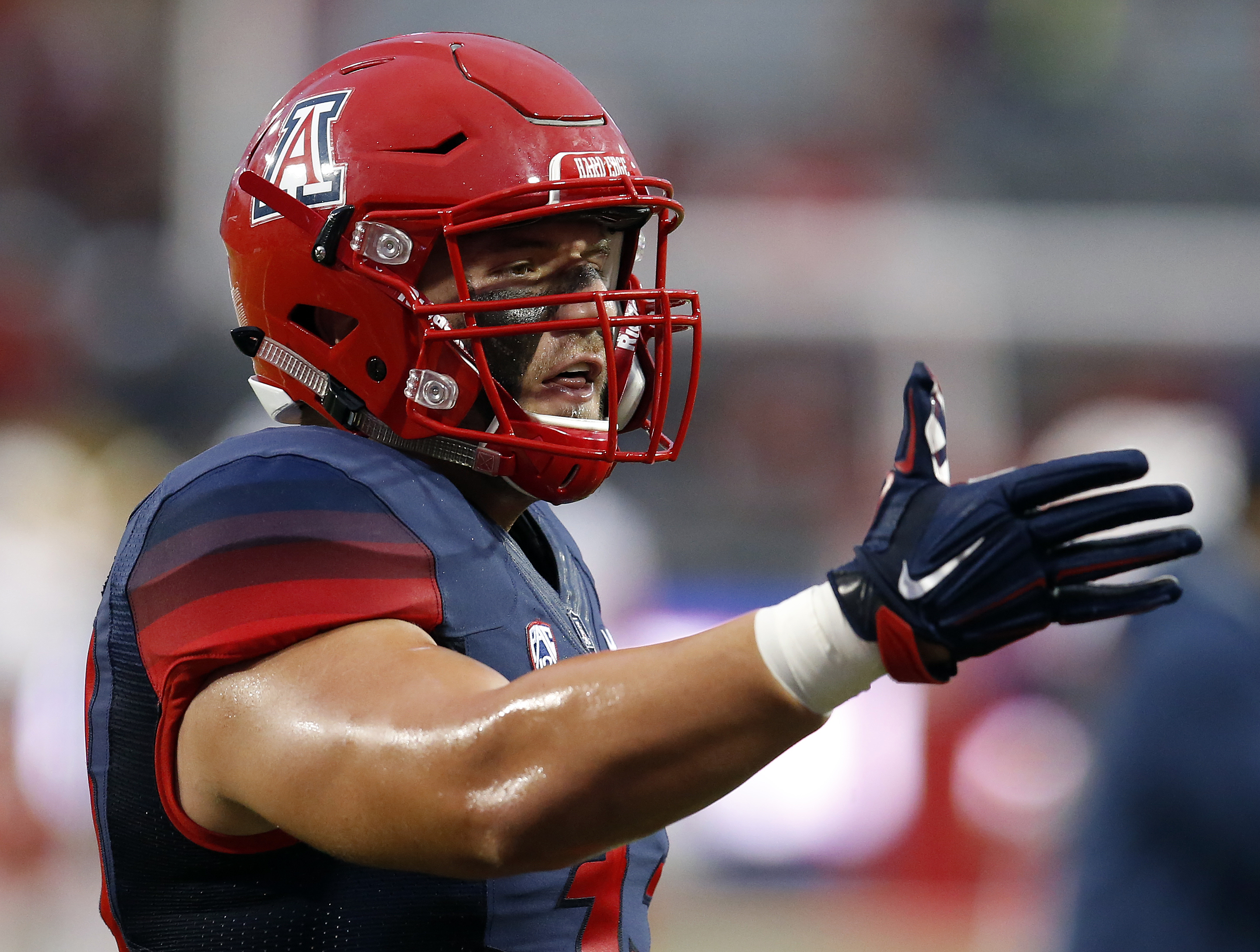 Arizona's Wright goes down with knee injury in season opener - Sports ...