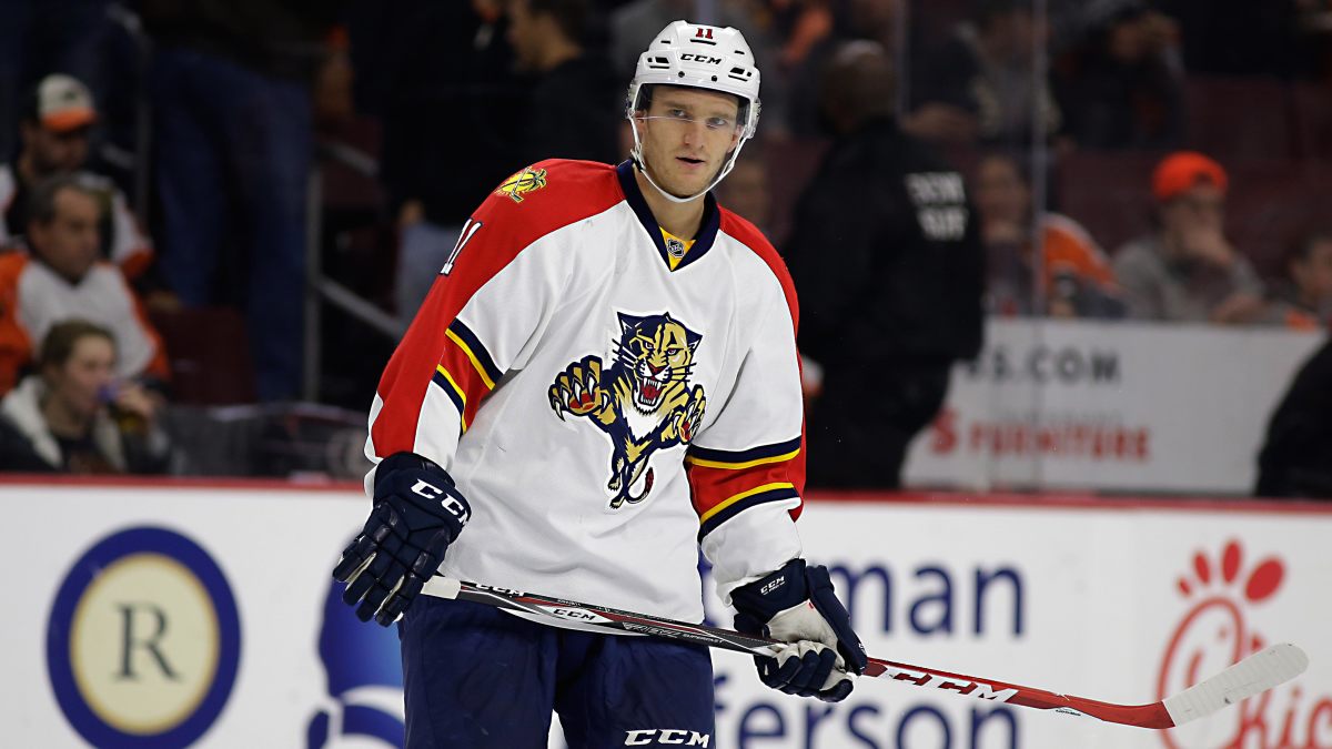Panthers sign Jonathan Huberdeau to new deal, avoid holdout - Sports ...
