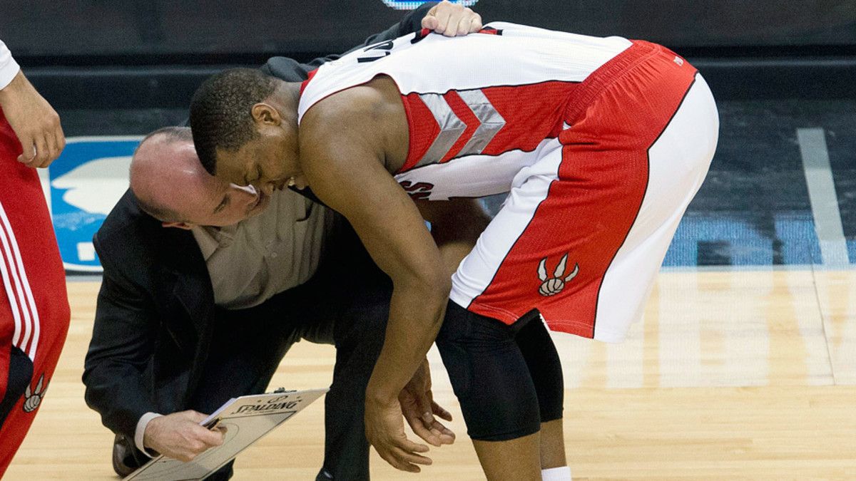 Raptors' Kyle Lowry forced from Game 2 loss to Wizards with shin ...