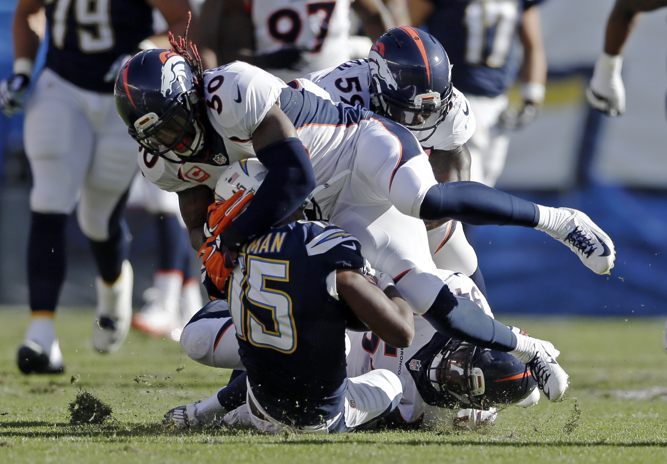 Chargers lose receiver Inman, cornerback Flowers - Sports Illustrated