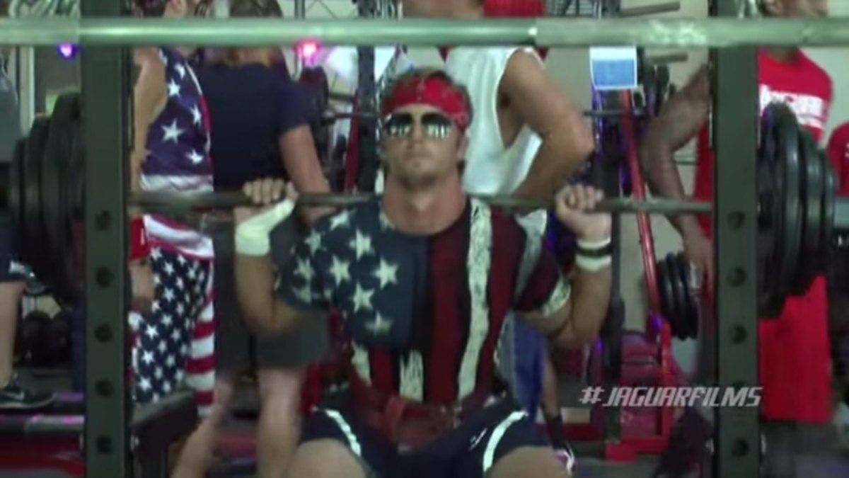 South Alabama football team celebrates America with squat-athon ...