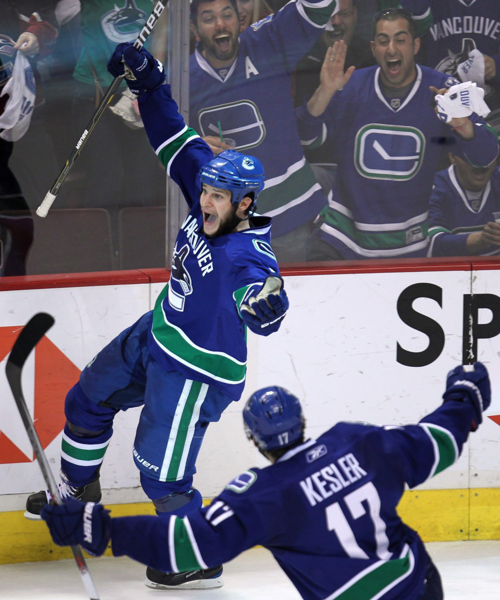 Ducks sign new D Kevin Bieksa to 2-year extension thru 2018 - Sports ...