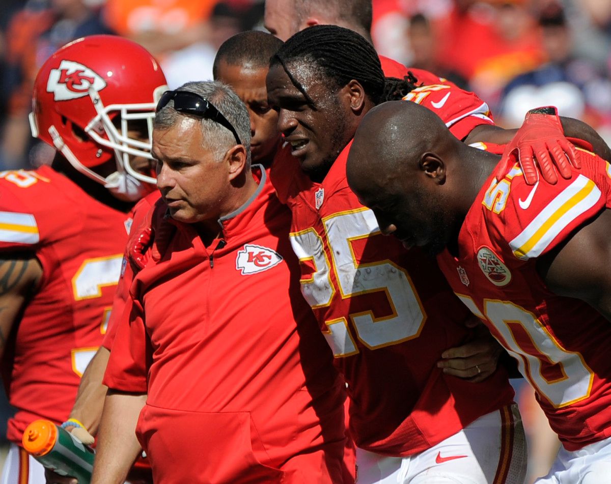 Chiefs place Charles on injured reserve with torn ACL - Sports Illustrated