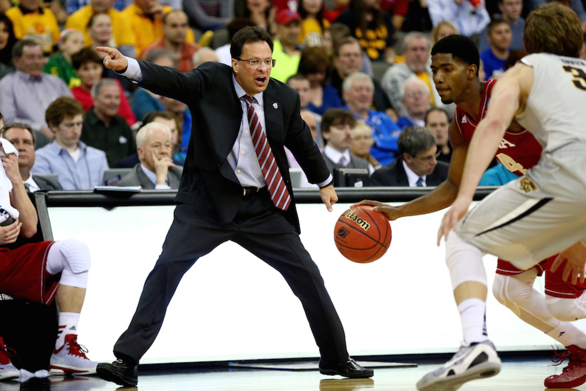 Tom Crean, photogenic as always, tries to talk on phone at Final Four ...