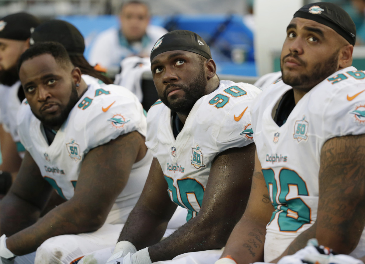 Dolphins' defensive front four making little impact - Sports Illustrated