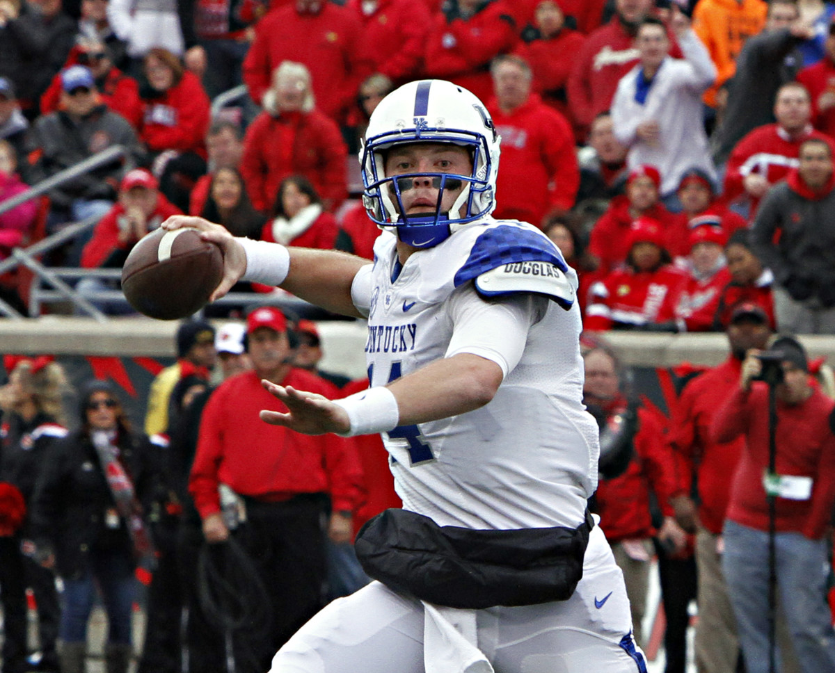 Kentucky seeks 1st winning season, bowl bid since 2010 - Sports Illustrated