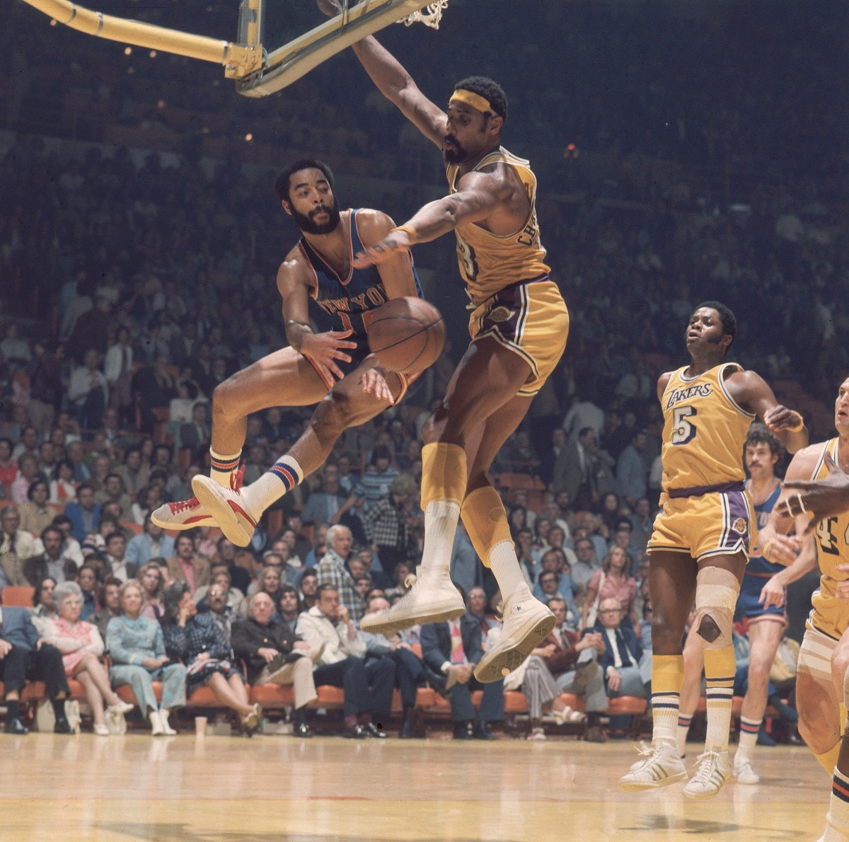 Walt Frazier was the biggest stud in the '70s - Sports Illustrated