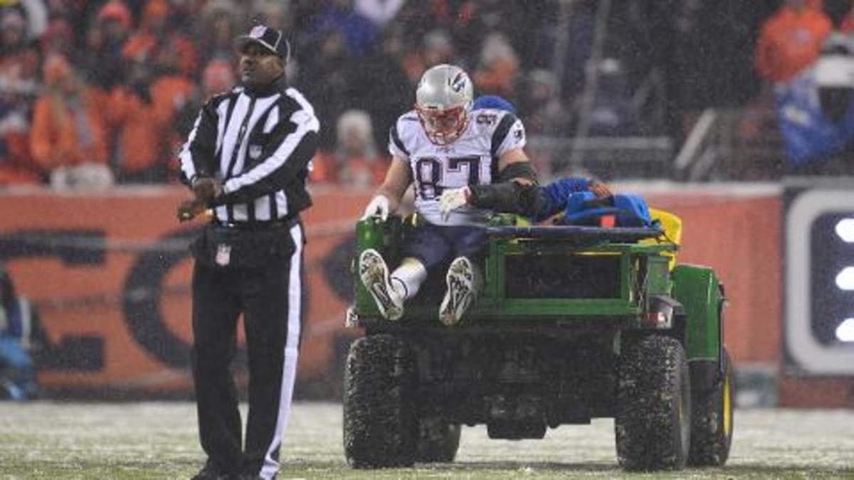 Rob Gronkowski injury: Patriots tight end has knee strain - Sports ...