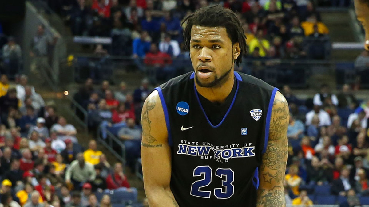 Buffalo basketball: Justin Moss, others accused of stealing money ...
