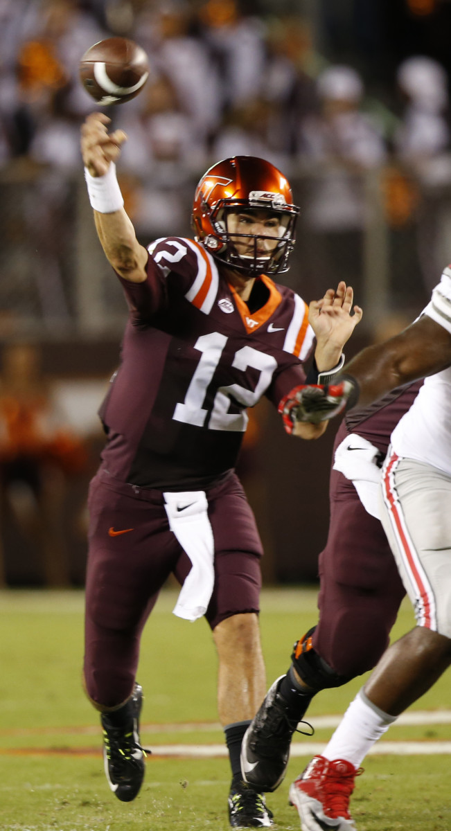 Virginia Tech QB Brewer exits game with shoulder injury - Sports ...