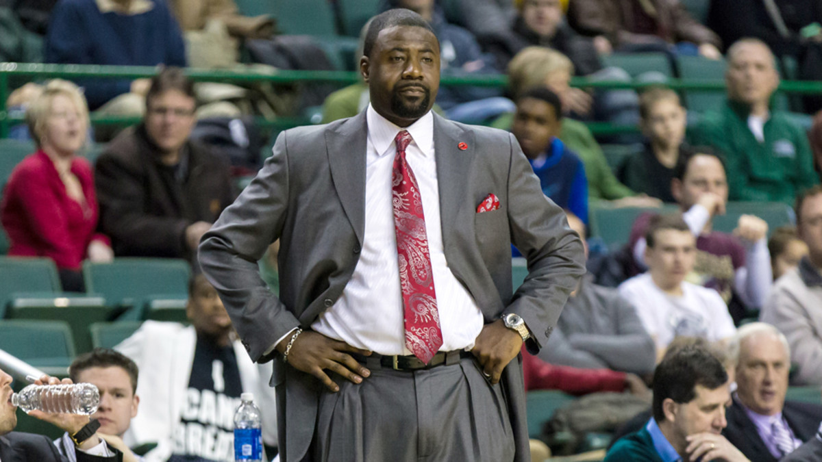 UIC fires coach Howard Moore - Sports Illustrated