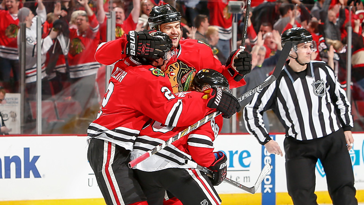 Blackhawks beat Predators in 3 OT playoff Game 4 - Sports Illustrated