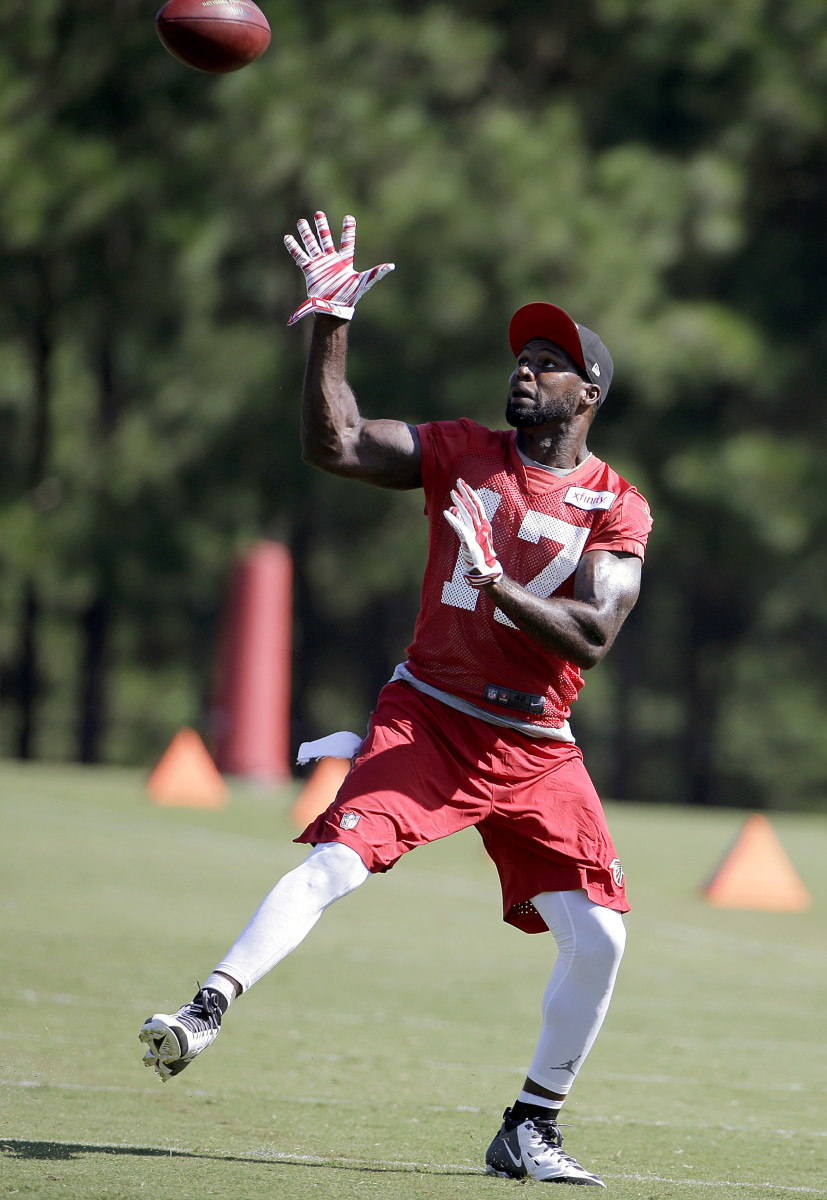 Hester trying to show Falcons his skills at wide receiver - Sports ...