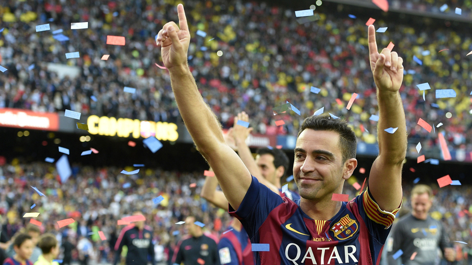 Xavi tributes: Barcelona midfielder receives ovation, trophy - Sports ...