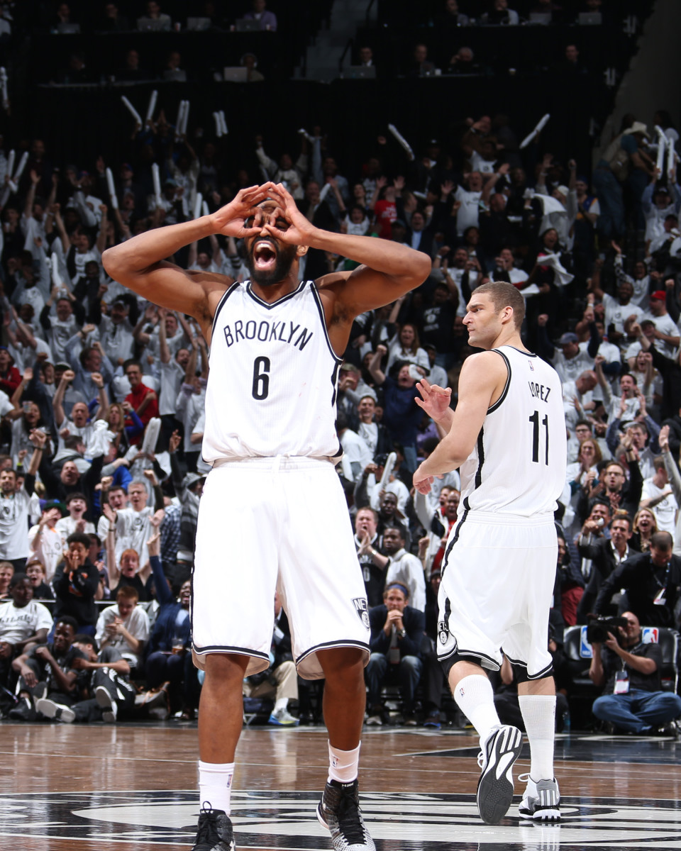 Nets beat Hawks behind 35 from Williams, tie series at 2-2 - Sports ...