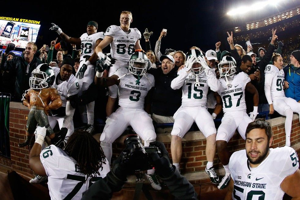 Watch: Michigan State fans react to historic ending against Michigan ...