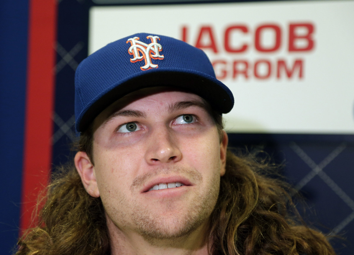 Mets' deGrom plans on cutting long hair after season - Sports Illustrated