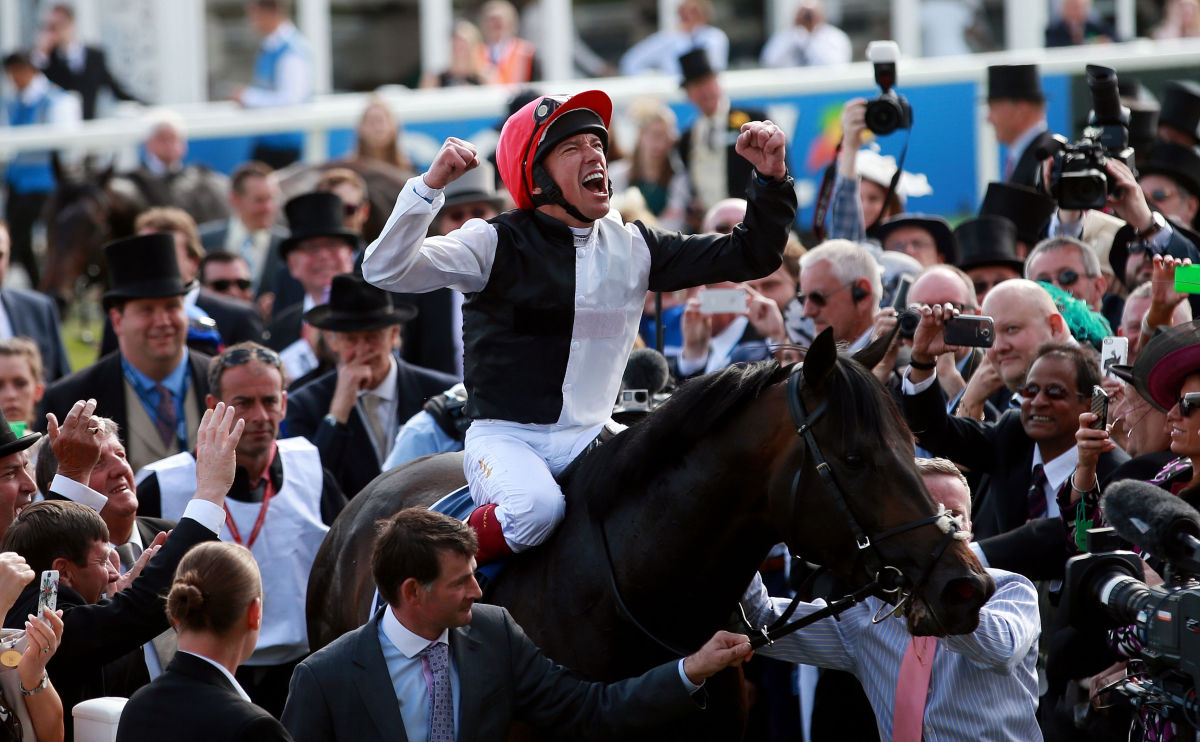 Dettori rides Golden Horn to victory at English Derby - Sports Illustrated