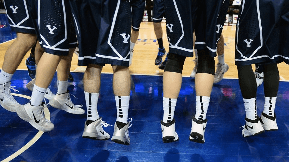 BYU player does Irish jig on sideline mid-game - Sports Illustrated