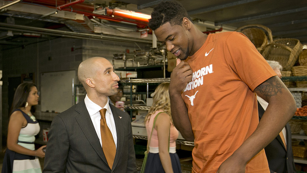 Texas Longhorns: Shaka Smart makes team a 'Sweet 16' contender - Sports ...
