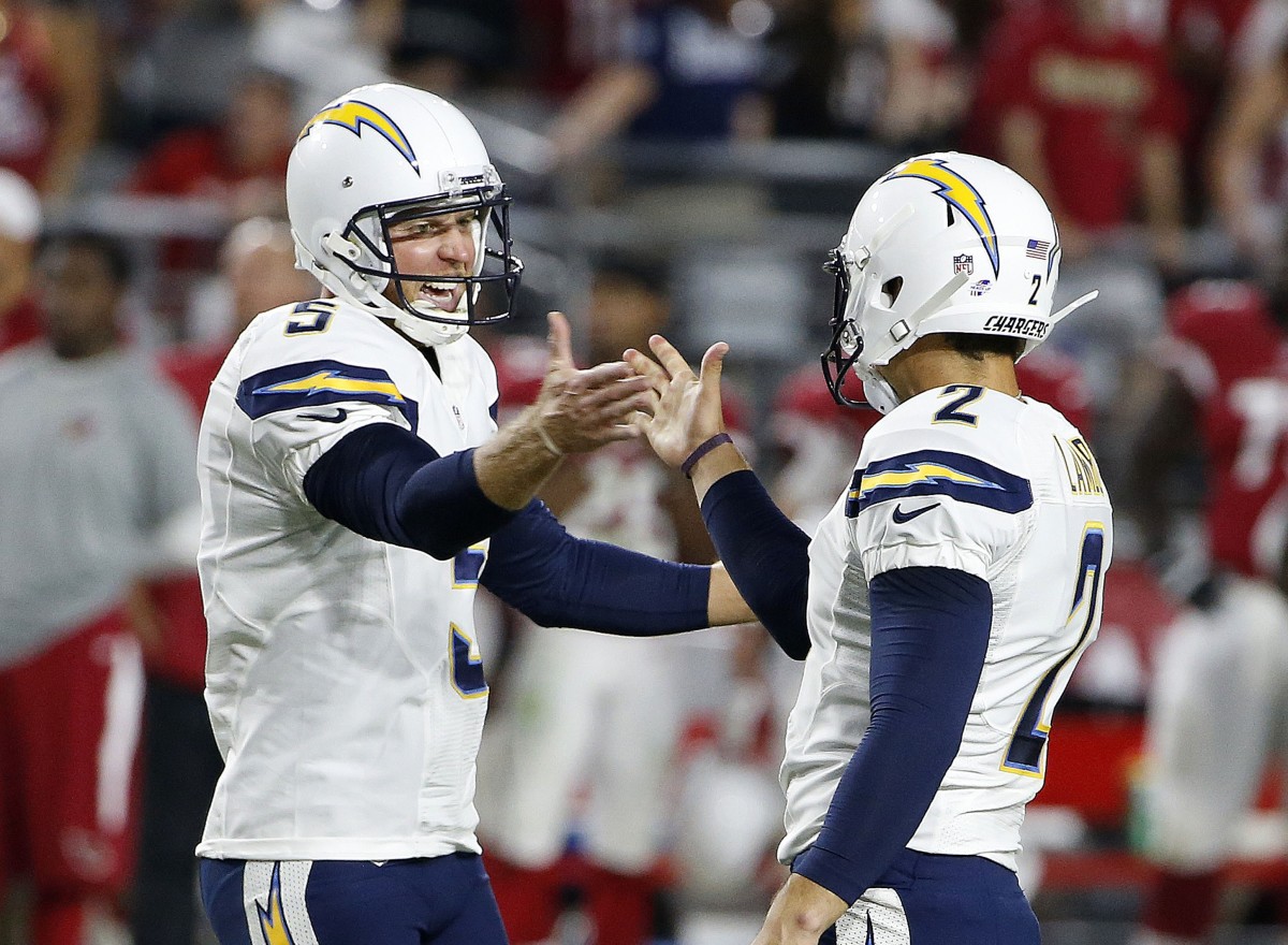 Rookie Johnson has strong debut, Chargers win on final FG - Sports ...