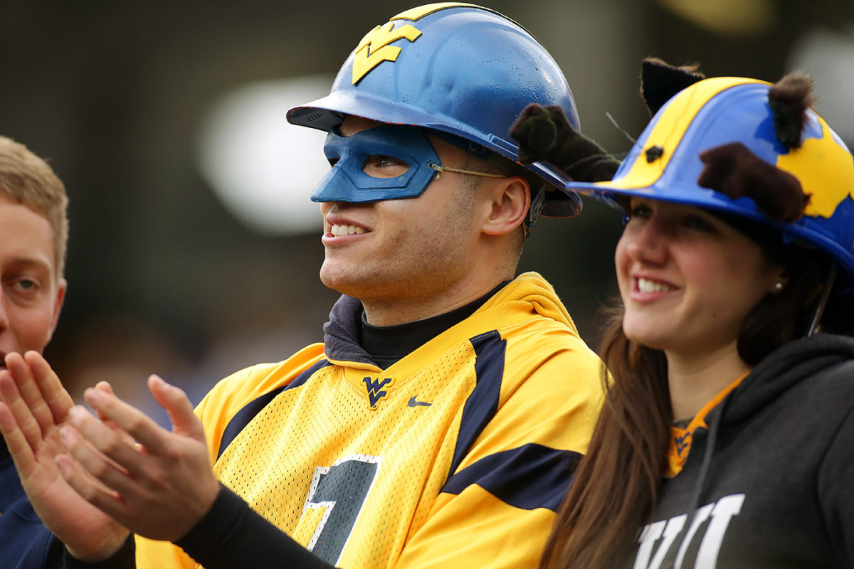 College Football Superfans, Week 10 - Sports Illustrated