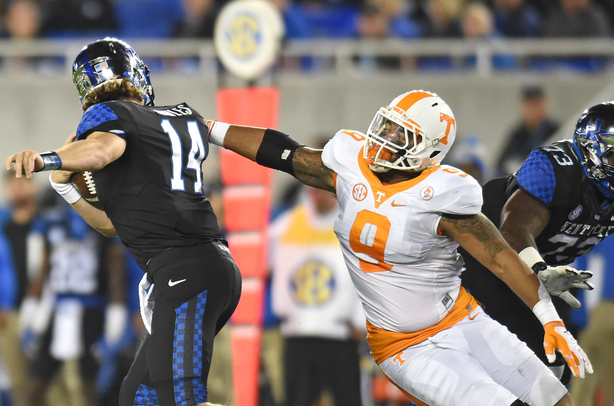 Tennessee's Barnett surging in second half of season again - Sports ...