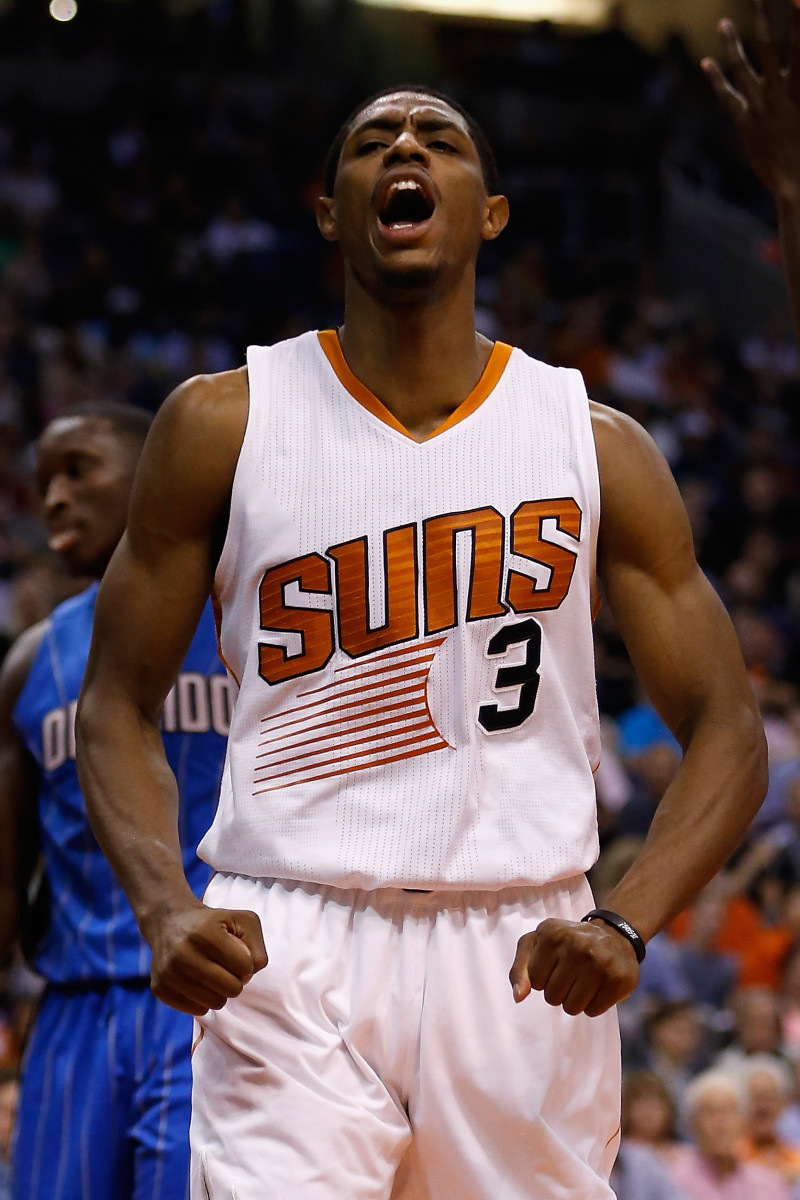 Knight helps Suns edge Magic 107-104 - Sports Illustrated