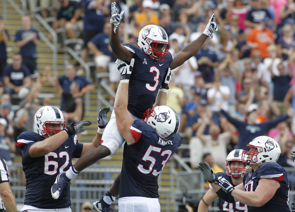 UConn beats Army 22-17 for first 2-0 start since 2008 - Sports Illustrated