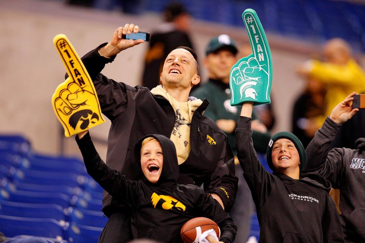 College Superfans, Dec. 1-7 - Sports Illustrated