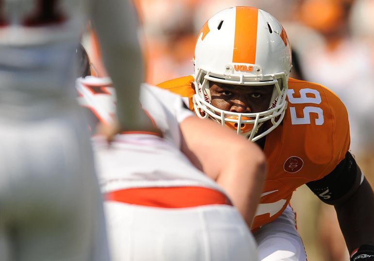 Tennessee Football: LB Curt Maggitt to miss upwards of 8 weeks - Sports ...