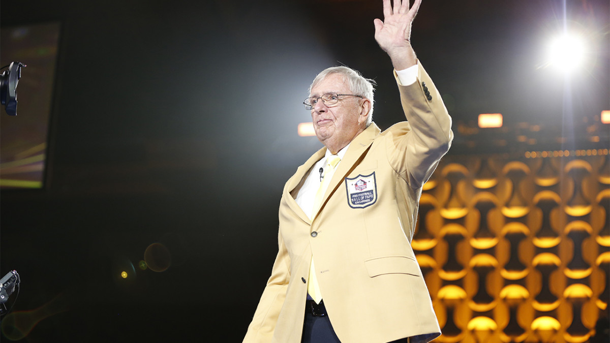 Hall of Fame inductee Ron Wolf clarifies Tom Brady comment to Roger ...