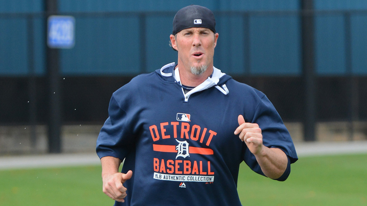 Tigers closer Joe Nathan leaves mound in pain - Sports Illustrated