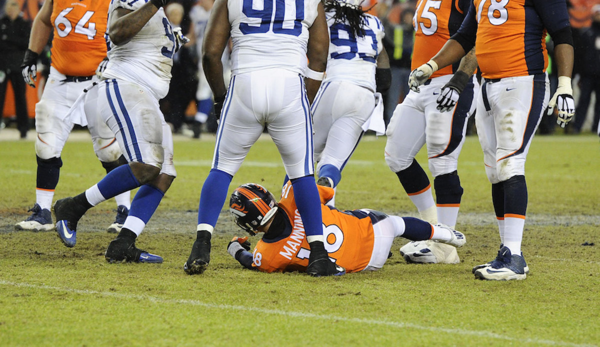 Peyton Manning out of Pro Bowl with quad injury - Sports Illustrated