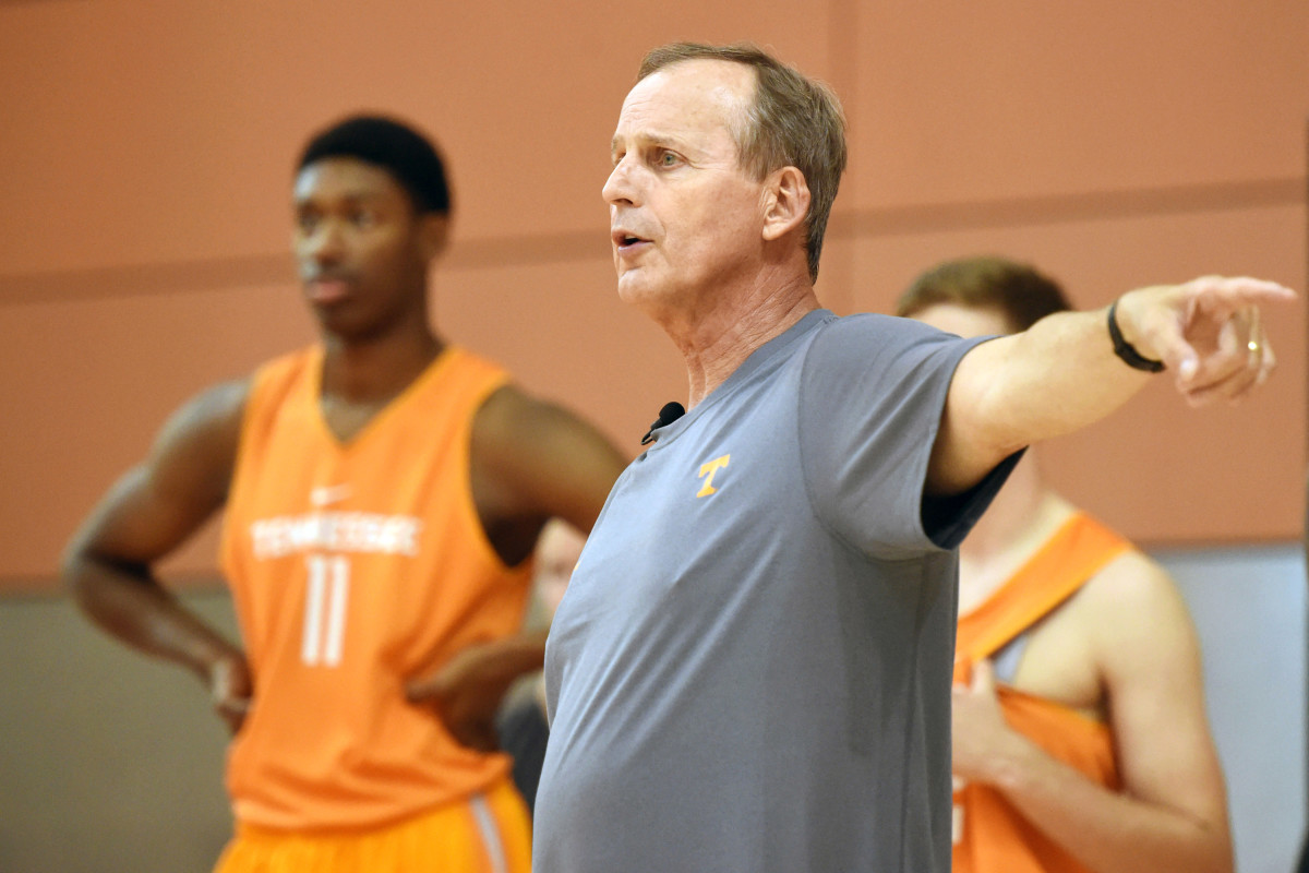 New job provides different challenges for Tennessee's Barnes - Sports ...
