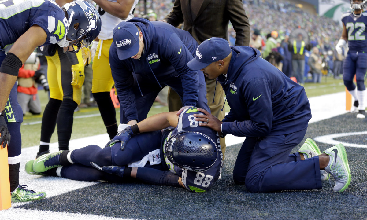 Big day by Wilson comes with loss of Graham for Seahawks - Sports ...