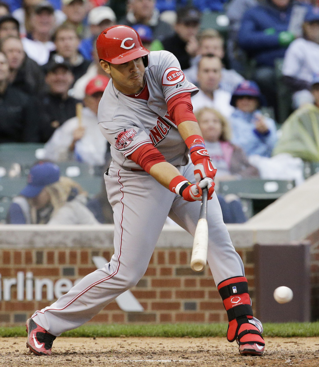 Suarez single in 10th lifts Reds over Cubs 5-4 - Sports Illustrated