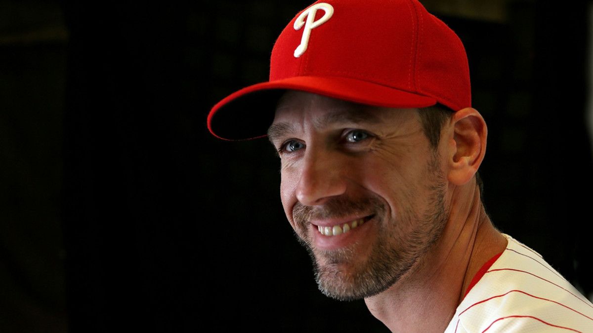 Cliff Lee medically cleared to pitch, may return in 2016 - Sports ...
