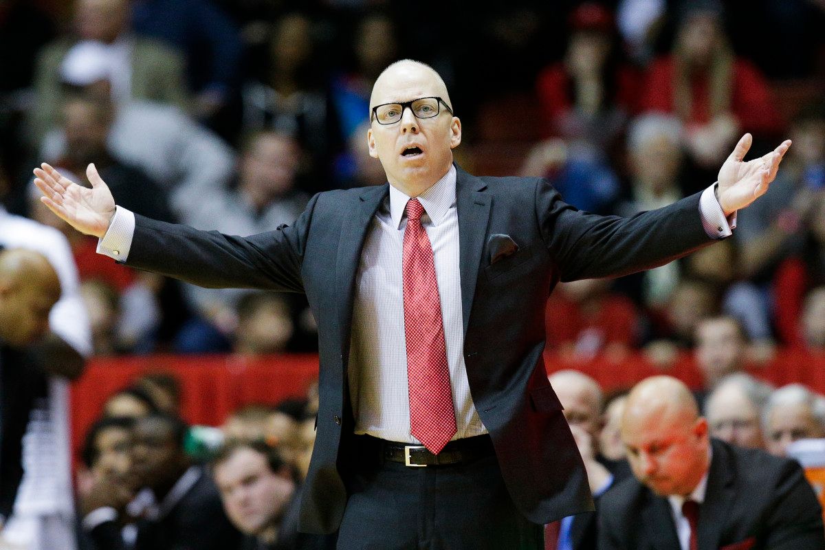 Temple pulls away to 77-70 win over No. 22 Cincinnati - Sports Illustrated