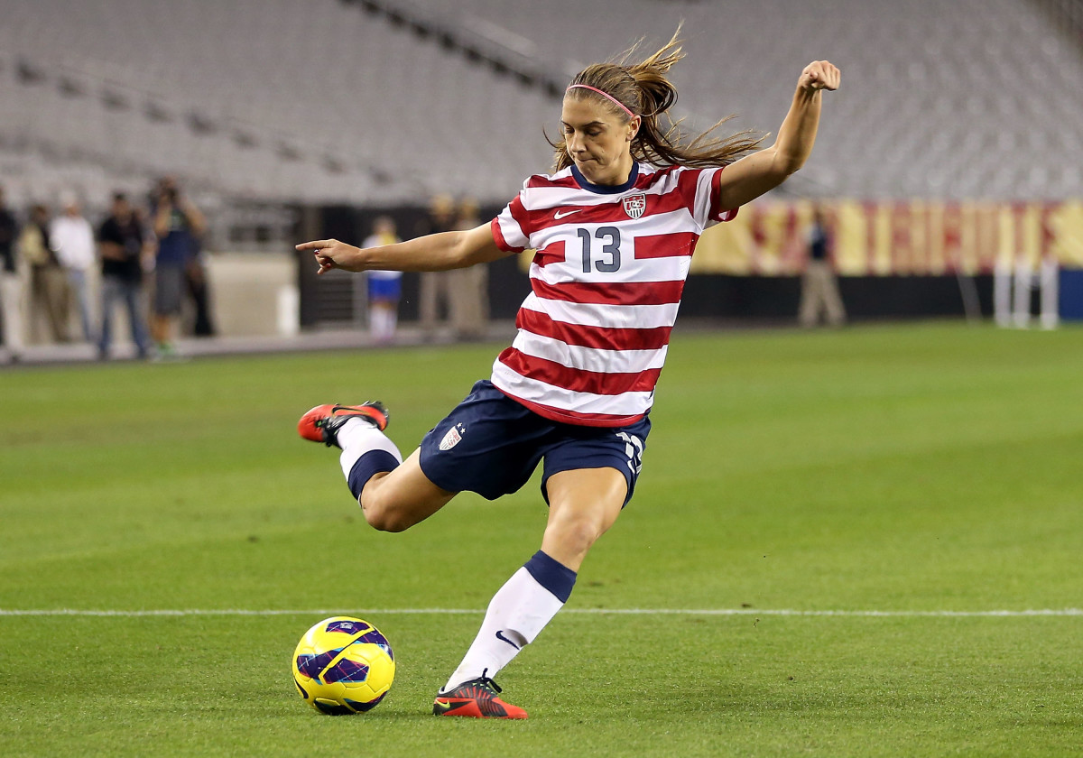 Alex Morgan knee injury: USWNT player to miss next two matches - Sports ...