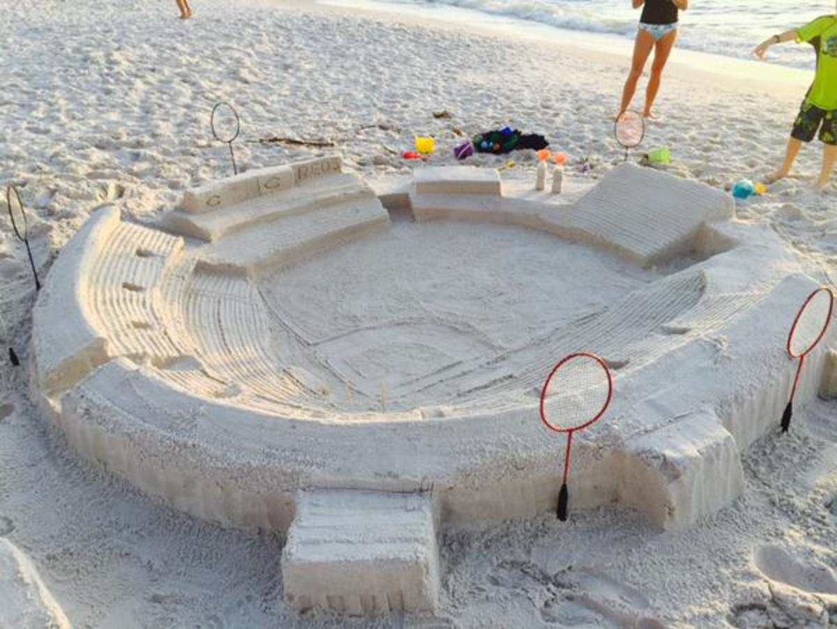 Photo: Cincinnati Reds fan creates sand replica of Great American ...