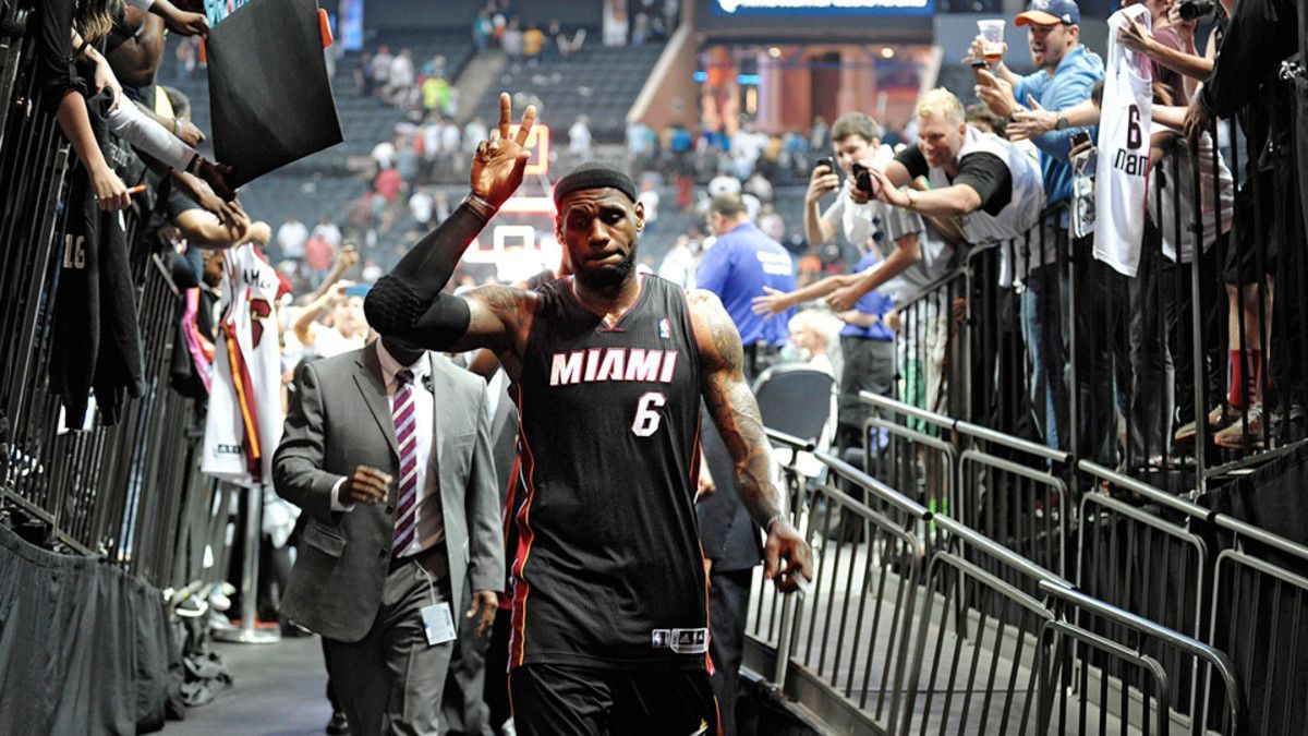Samsung’s New LeBron app Will Track the King Throughout the Playoffs ...
