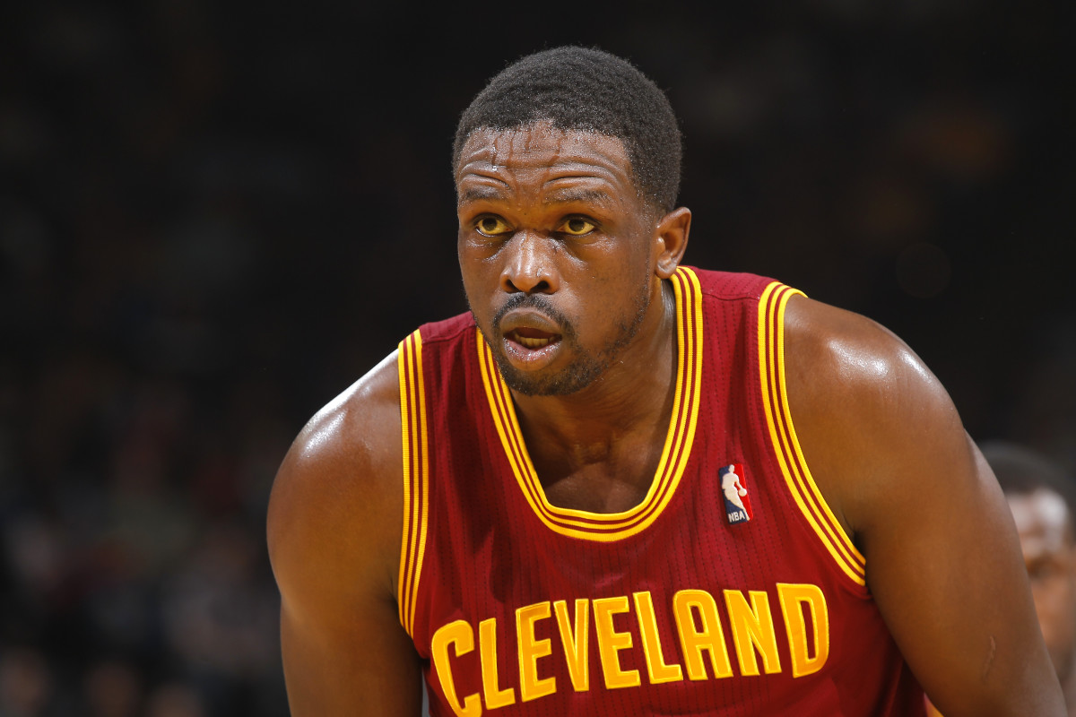 Report: Luol Deng won't take discount to join Heat - Sports Illustrated