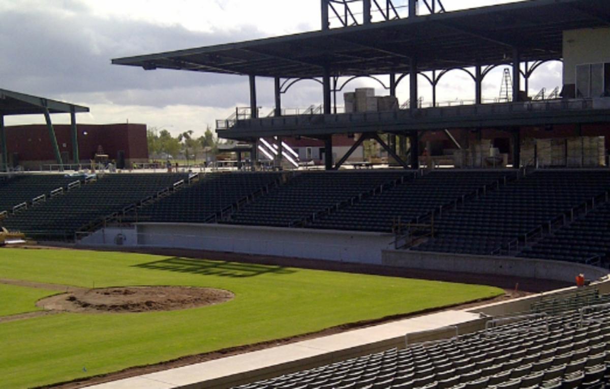 Brand-new Cubs Park offers touches of Wrigley in sun-soaked spring ...
