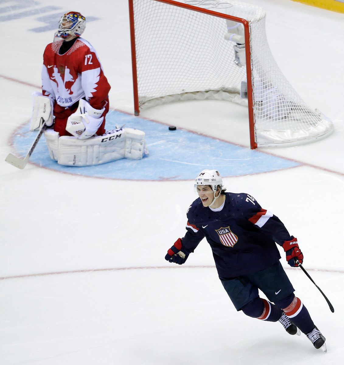 SOCHI SCENE: Who is T.J. Oshie? - Sports Illustrated