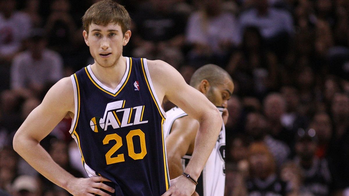 Report: Cavaliers will offer Jazz's Gordon Hayward max contract ...